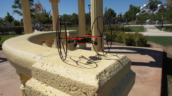 Parrot MiniDrones Rolling Spider, probamos el robot volador de Parrot