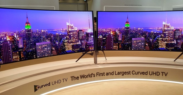 Samsung S9W, probamos el televisor curvo más grande del mundo