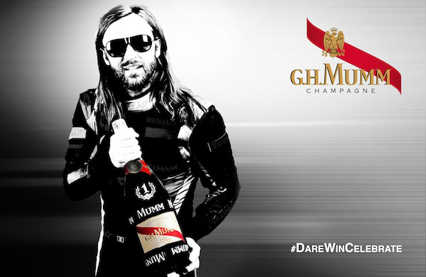 David Guetta presenta el primer videoclip a doble pantalla
