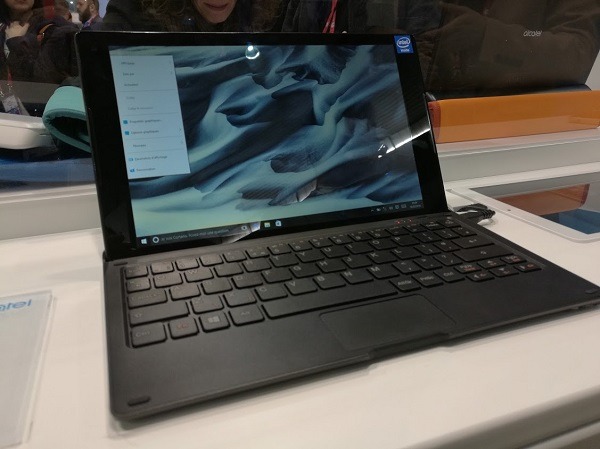 Alcatel Plus 10, una tableta 2 en 1 con conectividad 4G y Windows 10