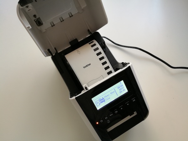Brother QL-820NWB, probamos esta impresora de etiquetas