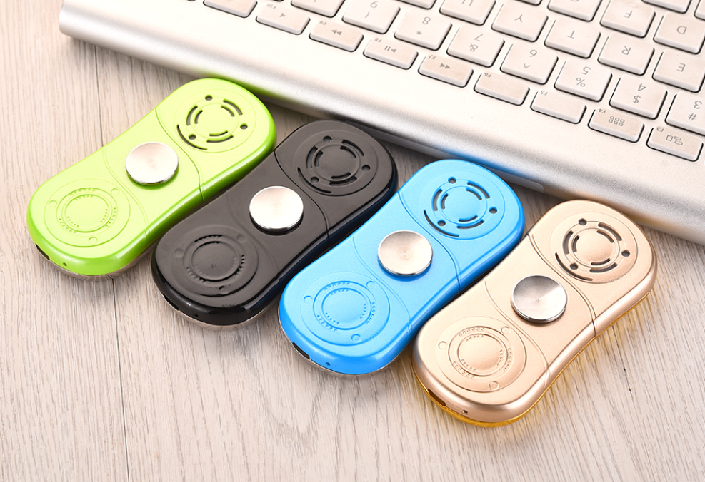 Servo S08, móvil y fidget spinner a la vez por 14 euros