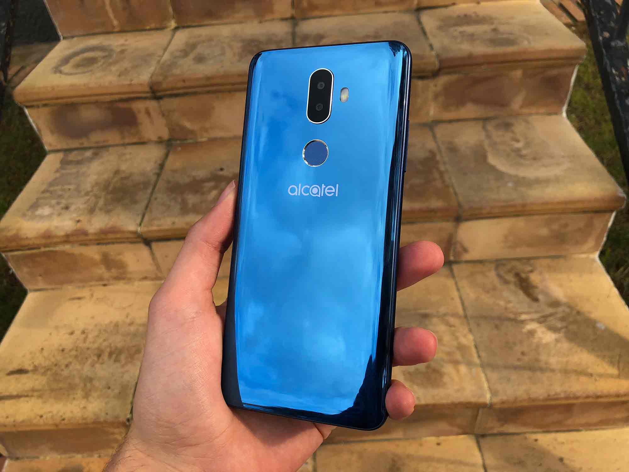 Alcatel 3V, análisis a fondo con características y precio