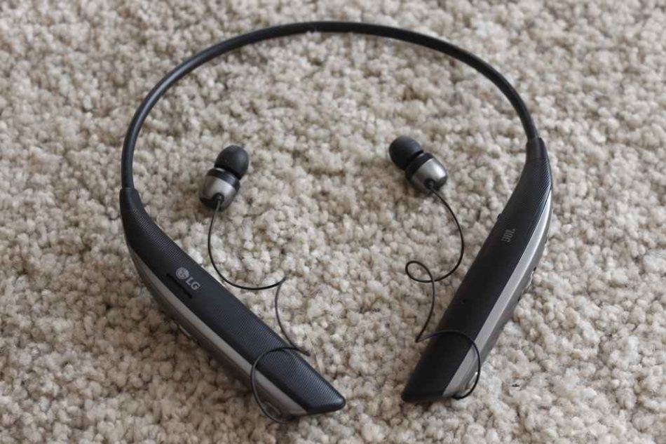 LG HBS-820S, probamos los auriculares con manos libres legal incluido