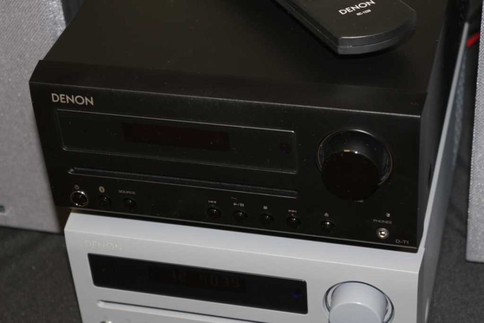Denon D-T1, probamos la minicadena estéreo con lector CD y Bluetooth