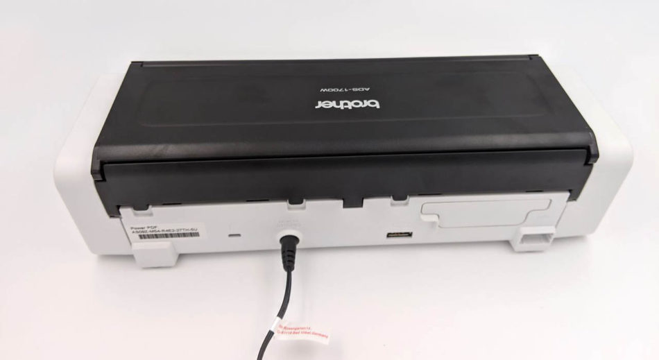 Brother ADS-1700W, probamos ese escáner portátil para pymes