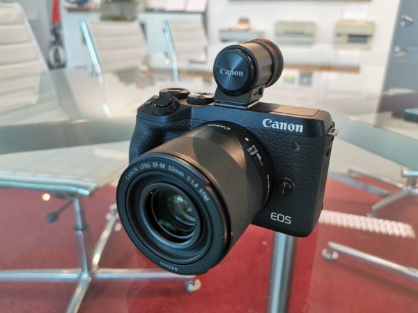 Canon EOS M6 Mark II, cámara mirrorless con visor opcional
