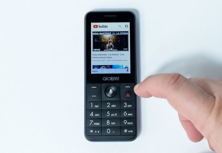 Alcatel 3088, análisis: un móvil de teclas con WhatsApp