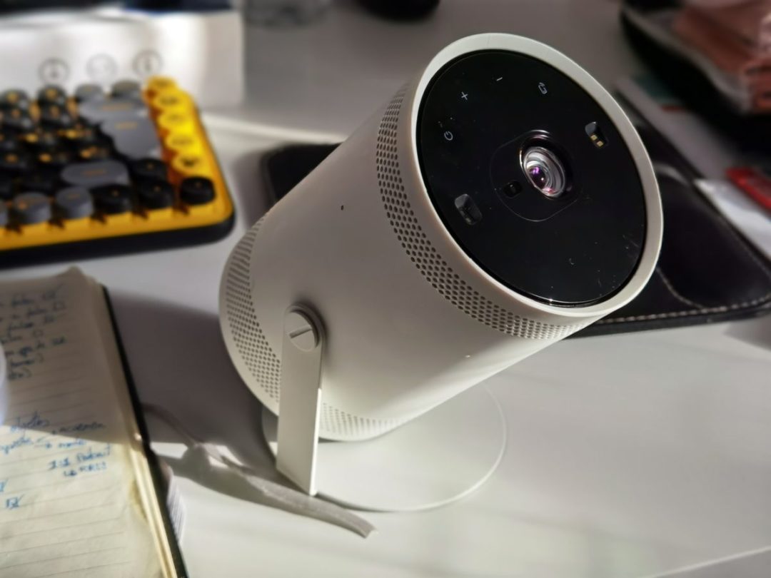 Mi experiencia con el proyector portátil Samsung The Freestyle