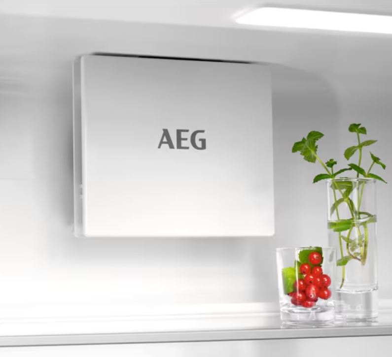 AEG Combi Serie 7000 GreenZone, un frigorífico integrable con cajón ...