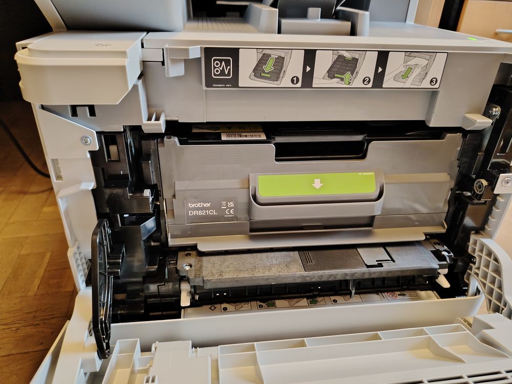 Brother MFC-L9670CDN, una impresora multifunción láser a color veloz y ...