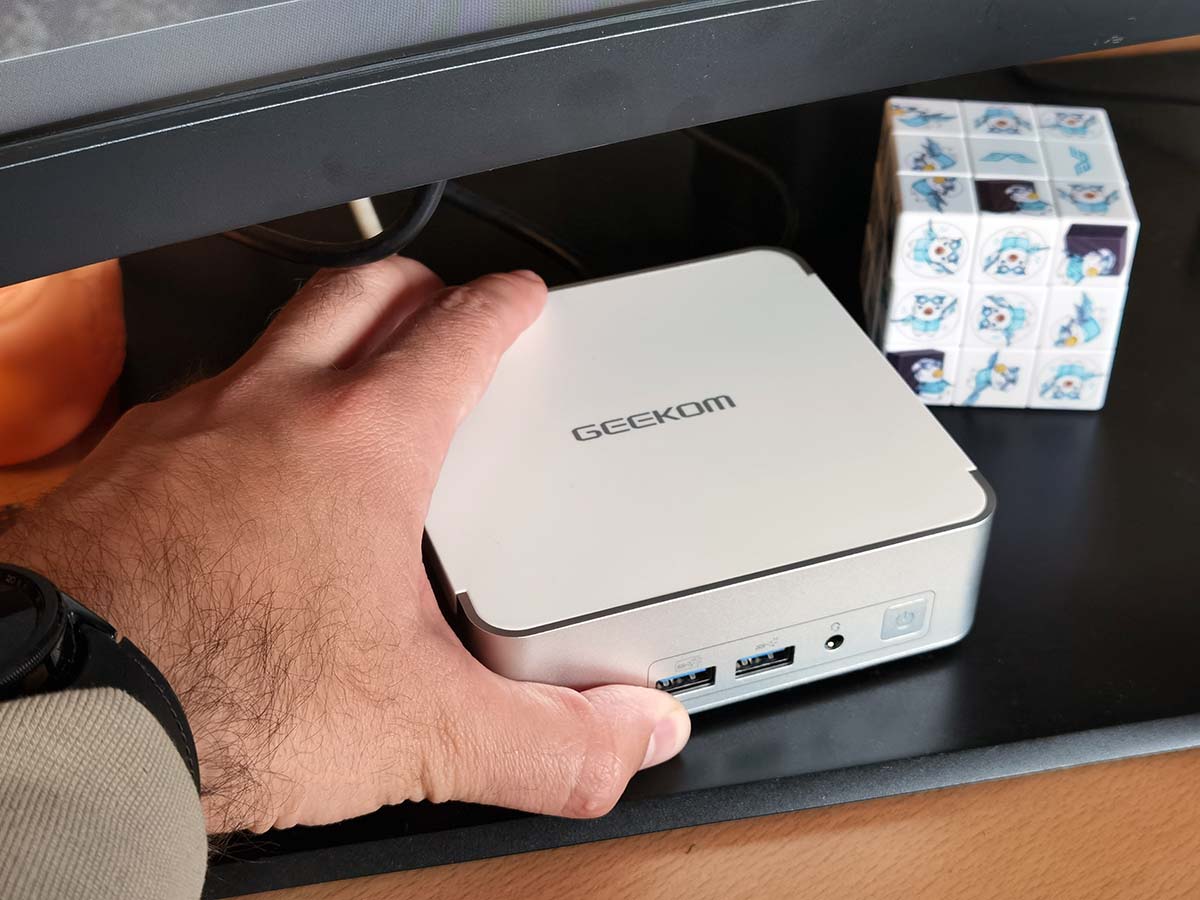 Mi experiencia con el mini PC Geekom XT12 Pro tras 15 días de uso