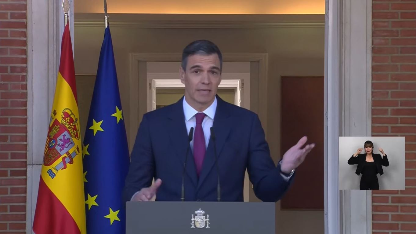 Los memes más divertidos e ingeniosos sobre la decisión de Pedro Sánchez