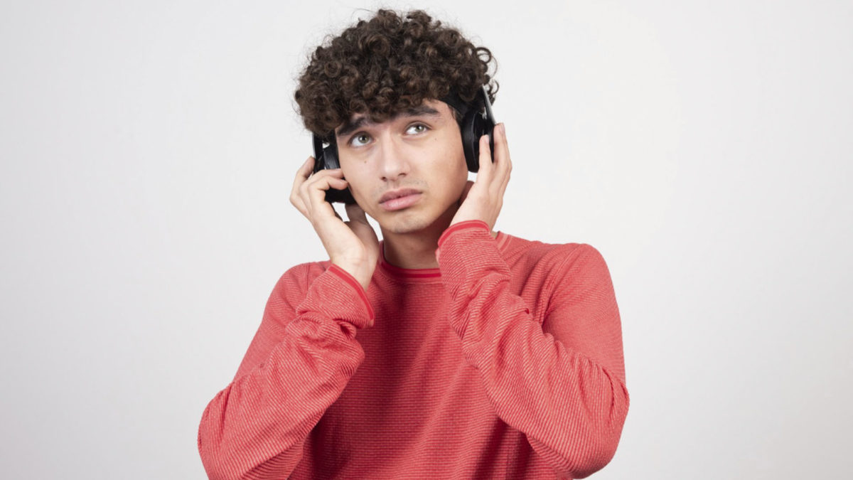 Cómo detectar bulos y fake news en conversaciones y grupos de WhatsApp